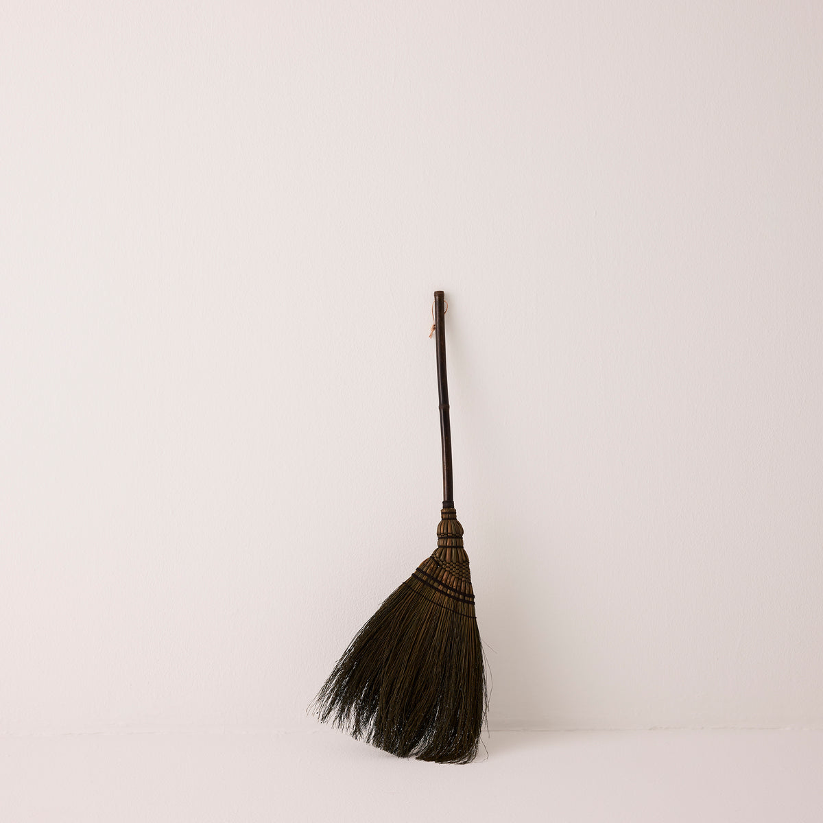 Short Bamboo Handle Broom - Brown & Black – Goodee